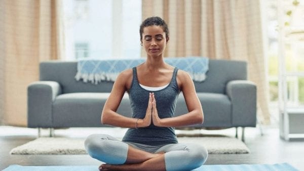 Les mudras dans le yoga: qu'est-ce que c'est et comment se fait-il? - kavaalya